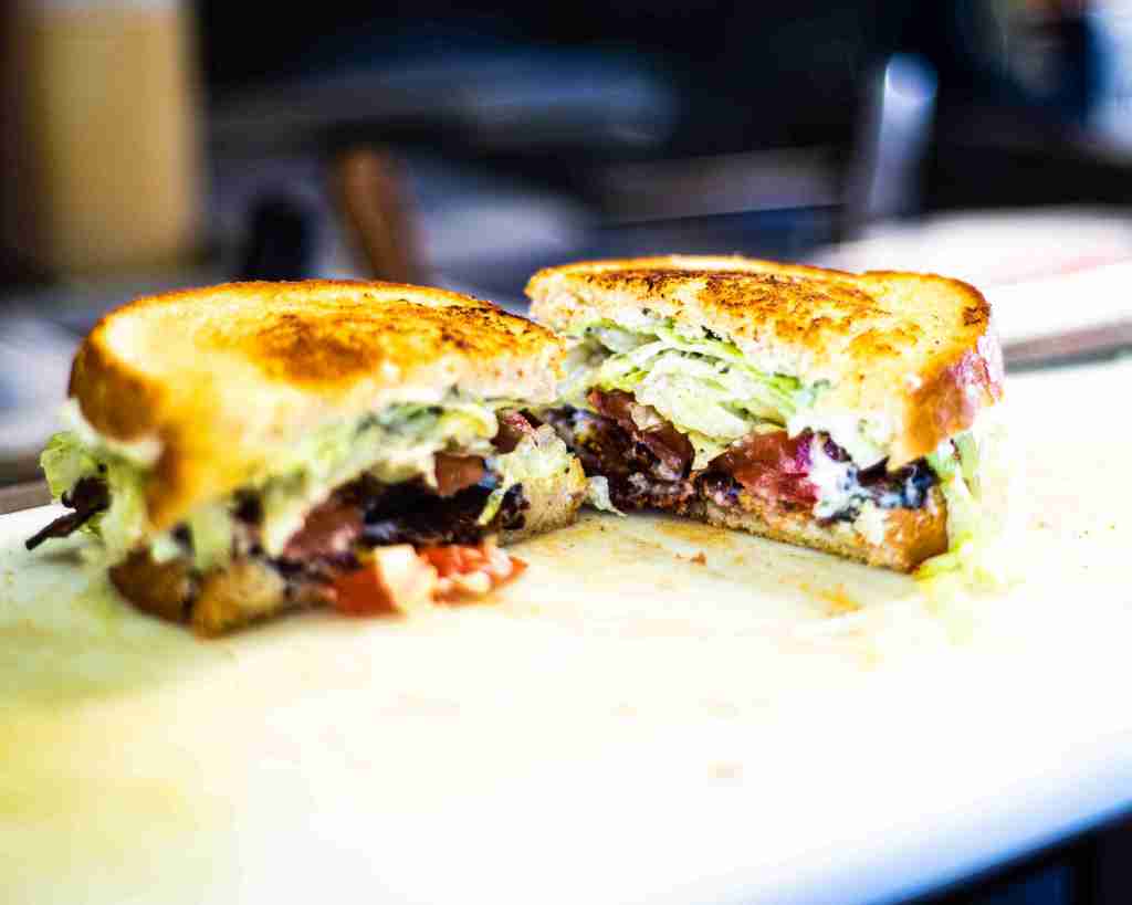 Eat at Otto's – AMERICA'S HIGHEST FRIED CHICKEN