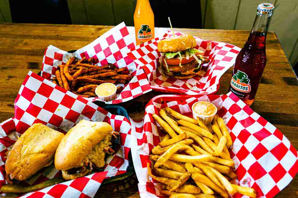 Eat at Otto's – AMERICA'S HIGHEST FRIED CHICKEN